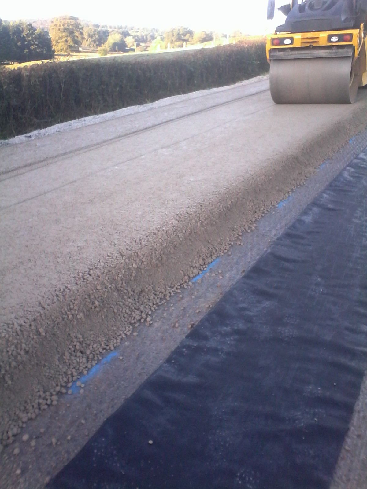 Expérimentation d'un béton compacté au rouleau sur la RD 973 | Éditions ...