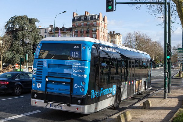 Mobilité propre : la RATP commande 800 bus électriques | Éditions RGRA
