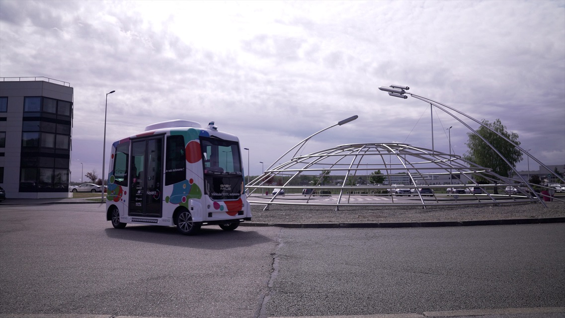 Des navettes totalement autonomes dans un environnement complexe ...